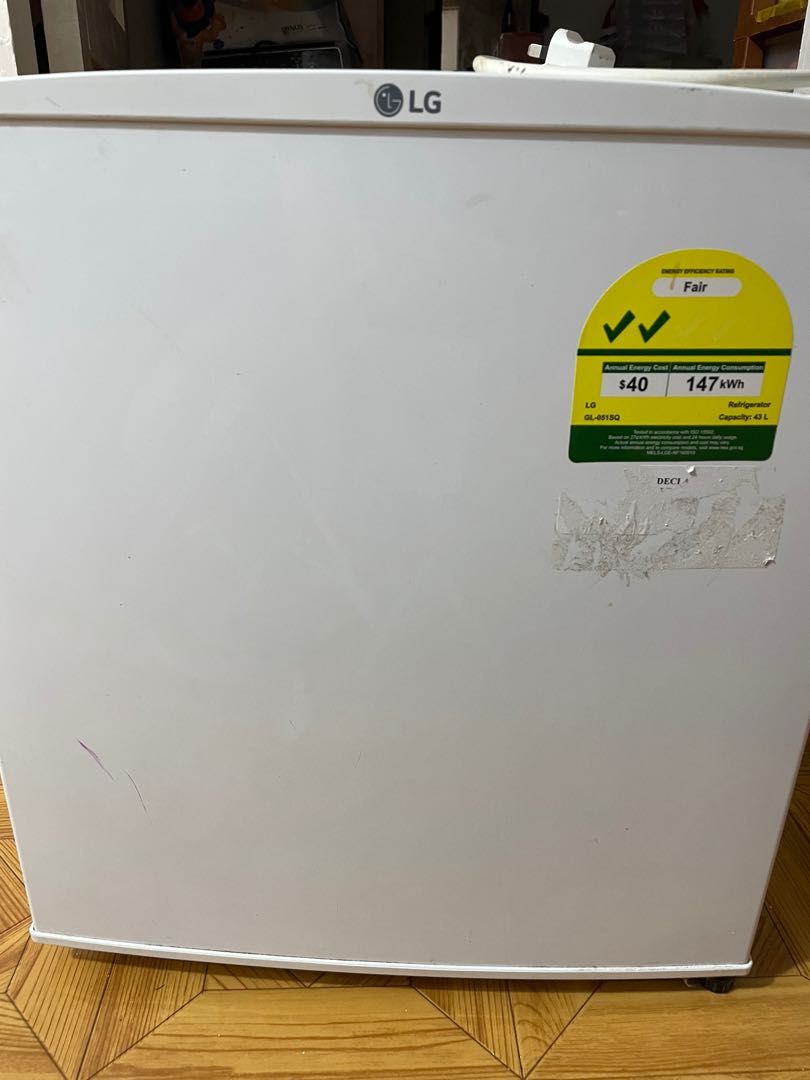 LG Small Portable Bar Fridge/Refrigerator, TV & Home Appliances, Other ...