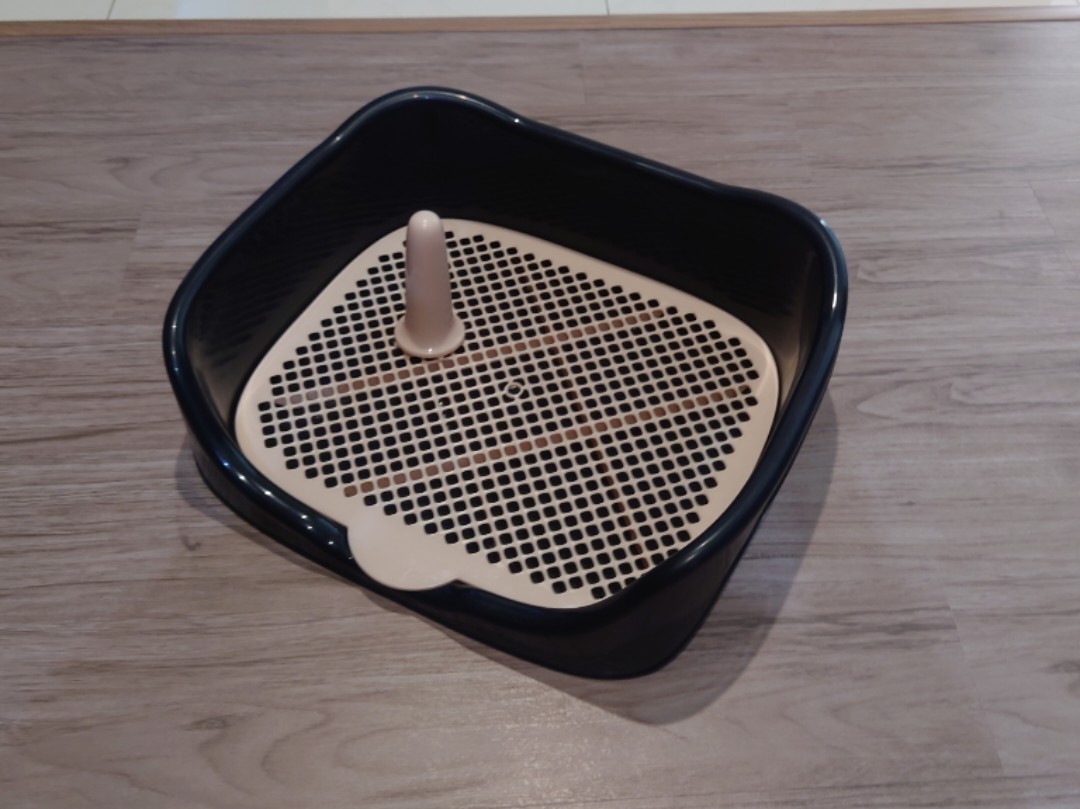 Medium Size Dog pee poop pan, Pet Supplies, Homes & Other Pet ...