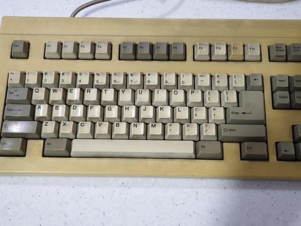 Old Vintage keyboard, Computers & Tech, Parts & Accessories, Computer ...