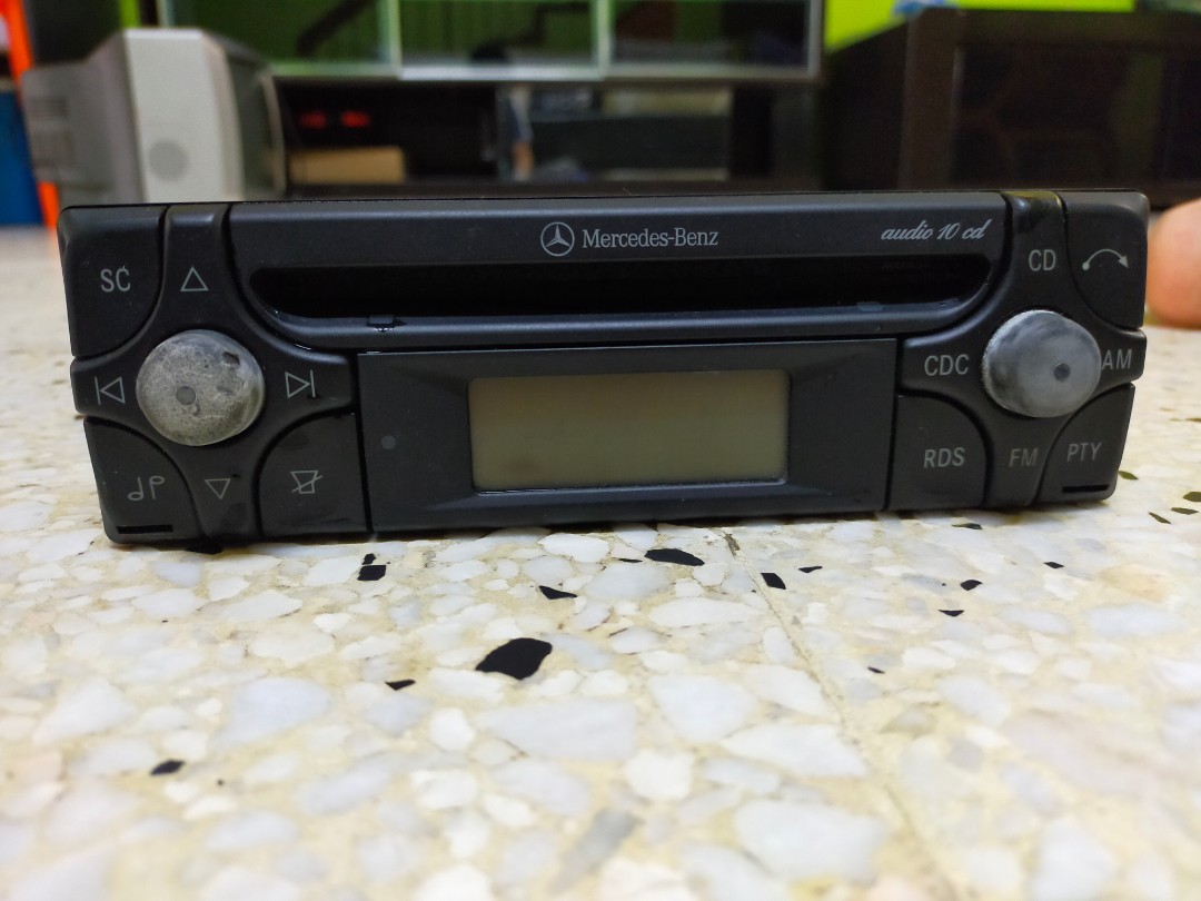 Original Mercedes Benz W210 player, Auto Accessories on Carousell
