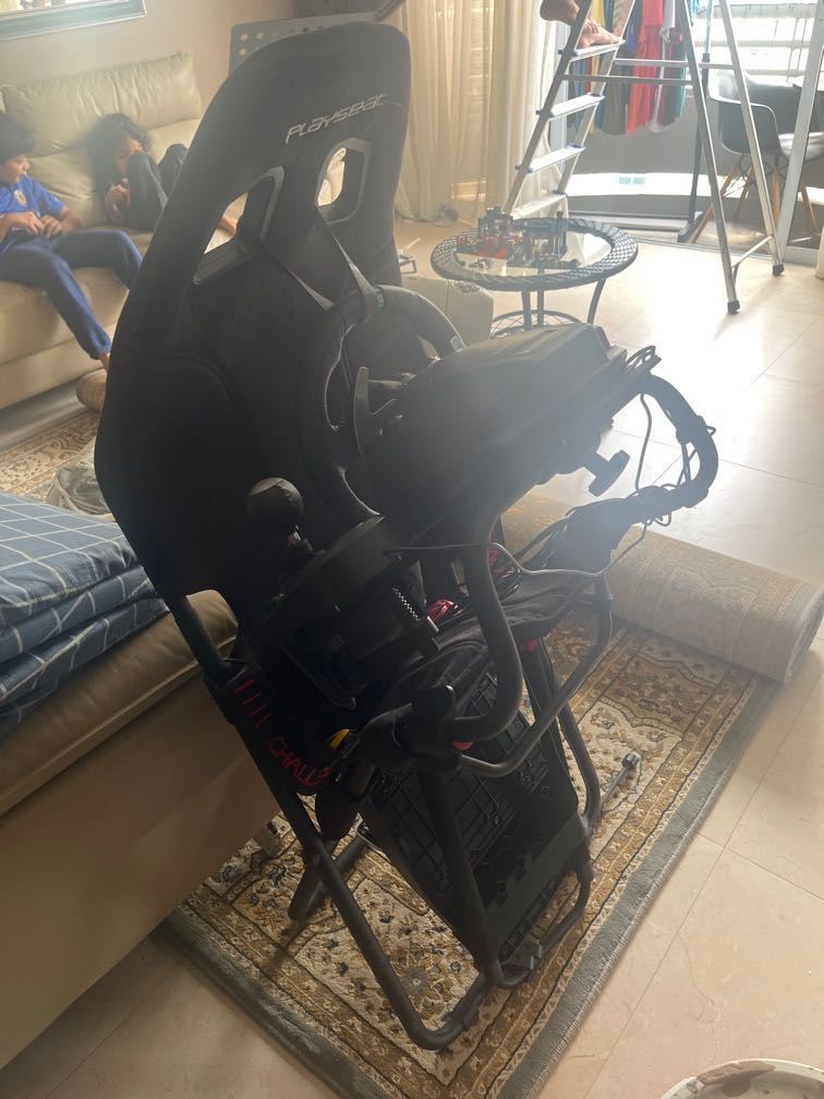 Playseat with logitech g80 complete with shifters full set, Video ...
