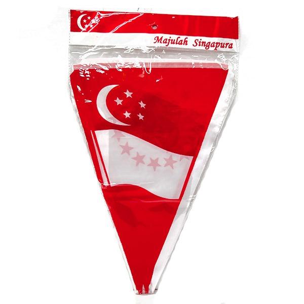 Singapore NDP Triangle Flag Banner Bunting Red & White, Hobbies & Toys ...