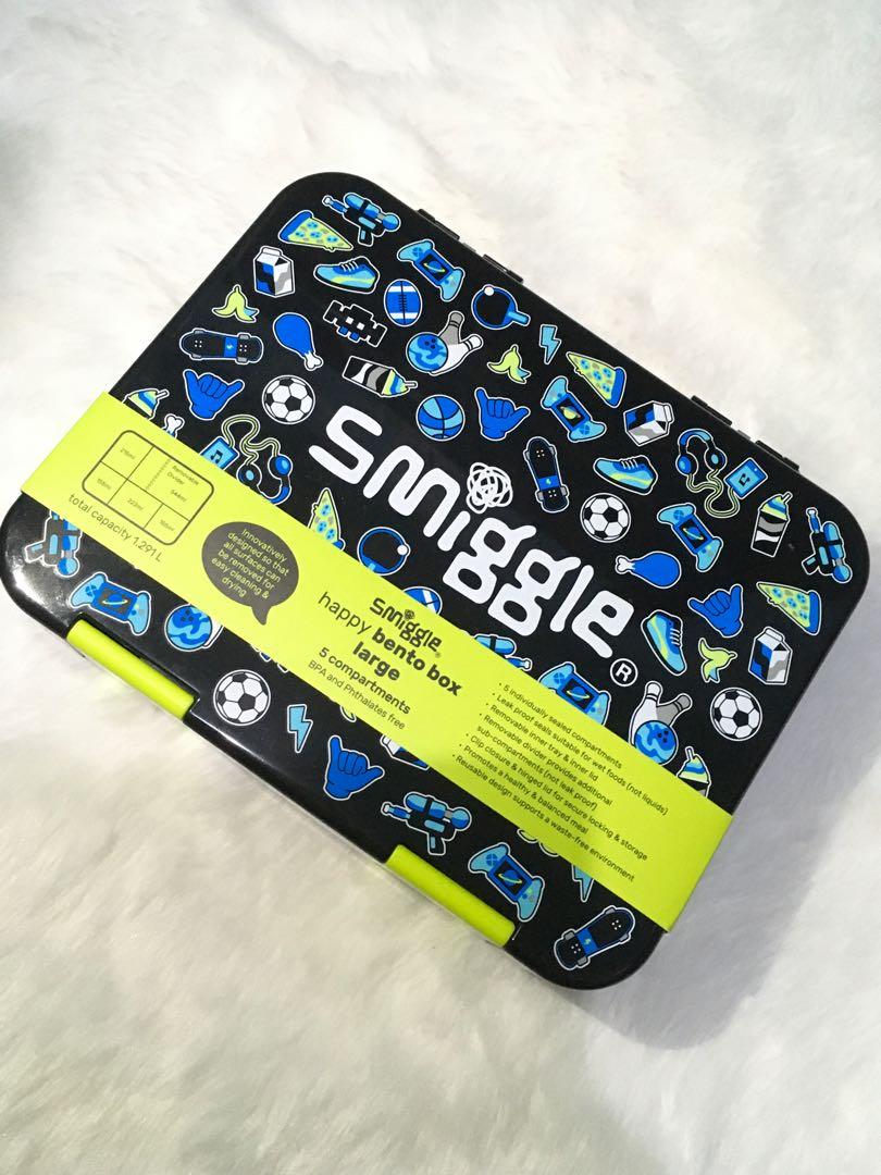 Smiggle bento box, Babies & Kids, Babies & Kids Fashion on Carousell