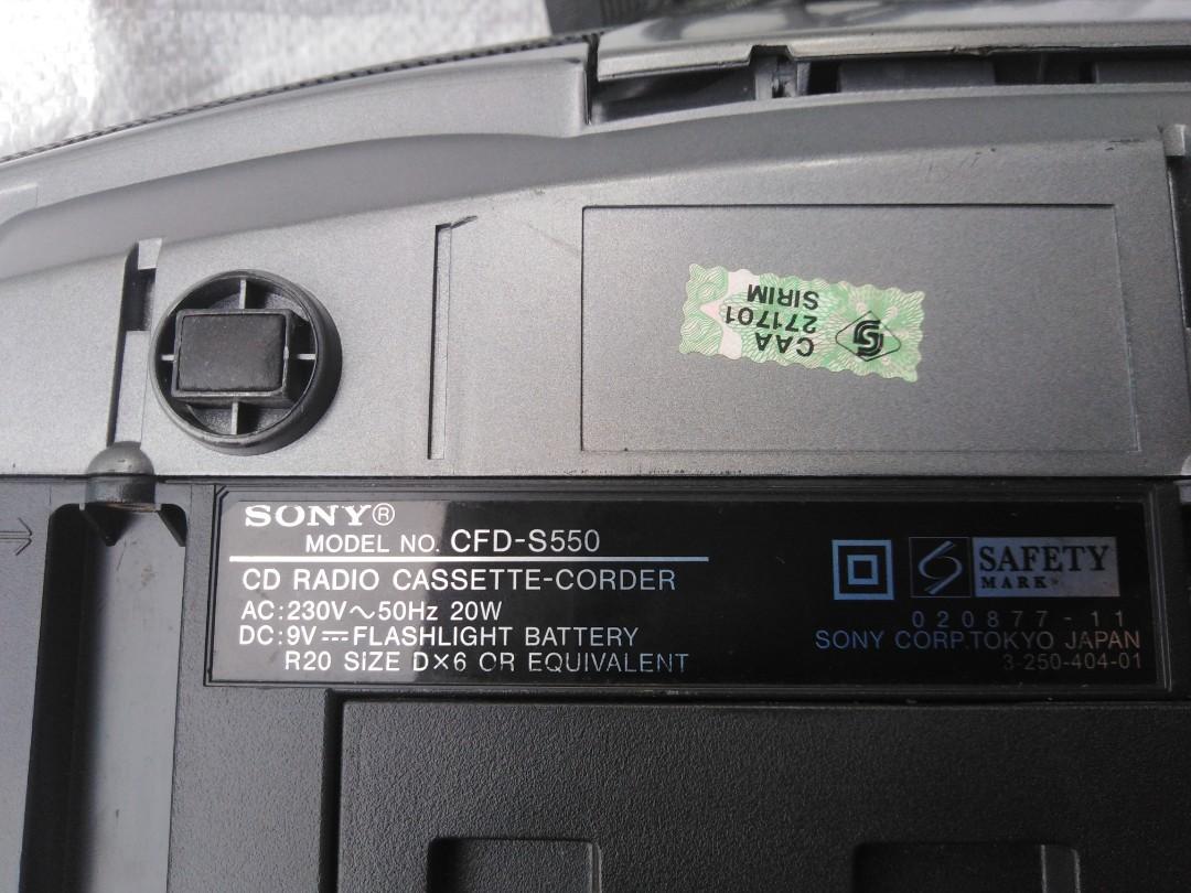 Sony CFD-S550 CD Radio Cassettle Corder , Audio, Portable Music Players ...
