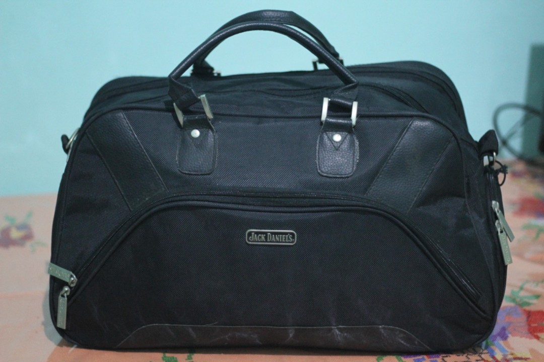 Tas Jack daniel, Fesyen Pria, Tas & Dompet , Tas Selempang di Carousell