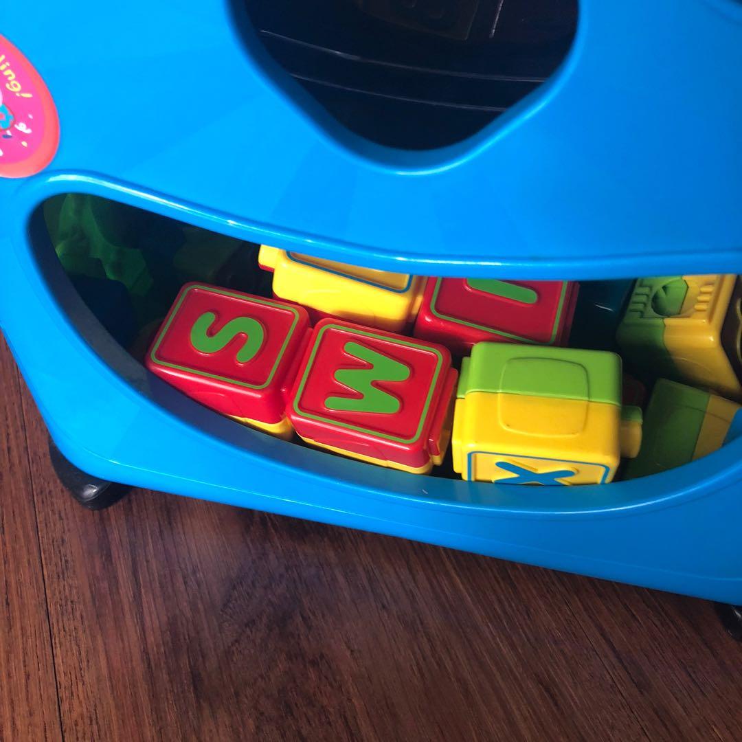 Vtech ultimate alphabet and number learning (giant cube), Hobbies ...