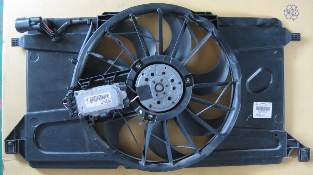 2009 Mazda3 1.6 Bosch radiator/engine/aircon fan assembly, Car Parts ...