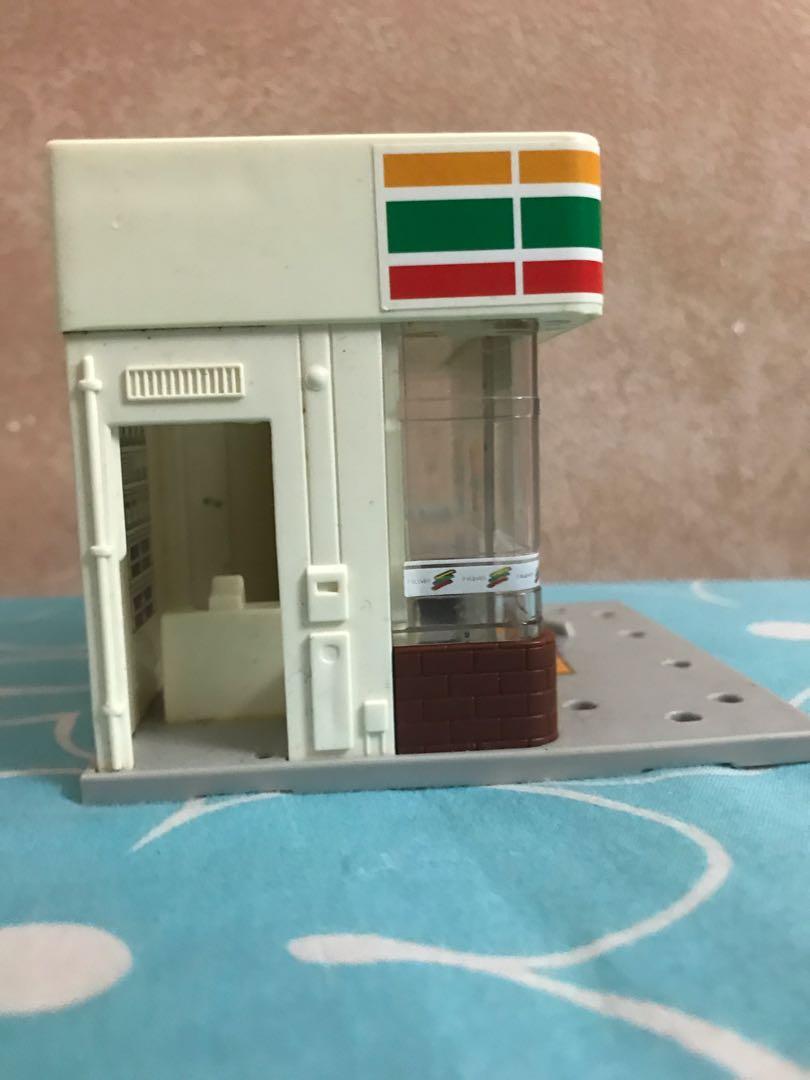 7 ELEVEN takara tomy tomica town built city convenient store 7e, Hobbies & Toys, Toys & Games on ...