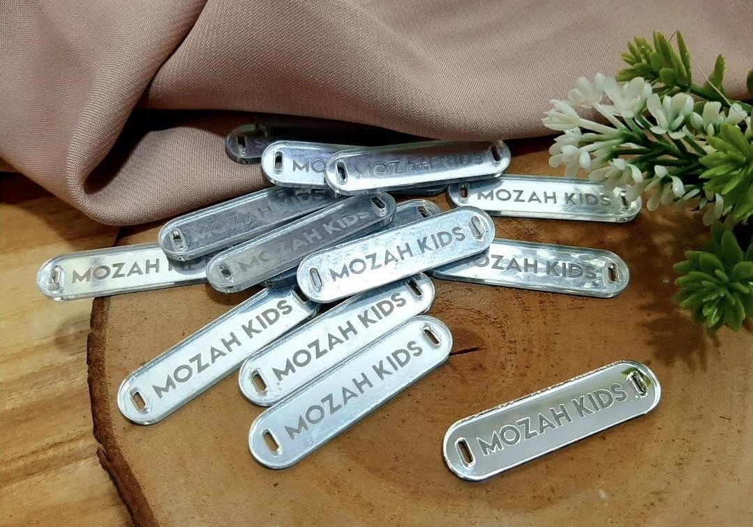 Acrylic Label, Bulletin Board, Preorders on Carousell