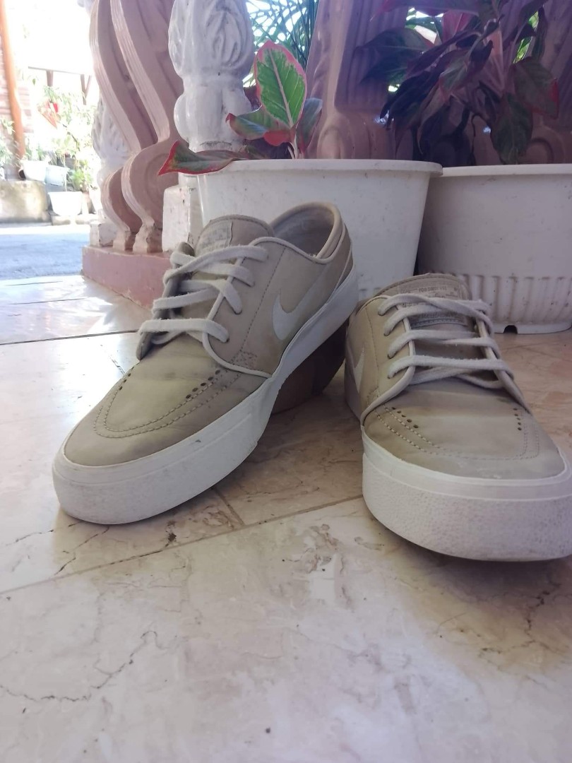 Authentic Nike shoes (pre-loved), Men's Fashion, Footwear, Sneakers on ...