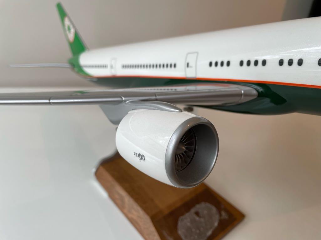 Boeing 777-300ER Pacmin model (1/100 scale) EVA Airways, Furniture ...
