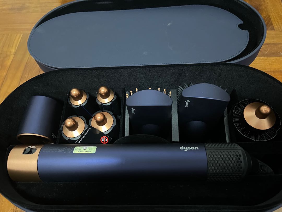 Dyson Airwrap Complete Set, Beauty & Personal Care, Hair on Carousell