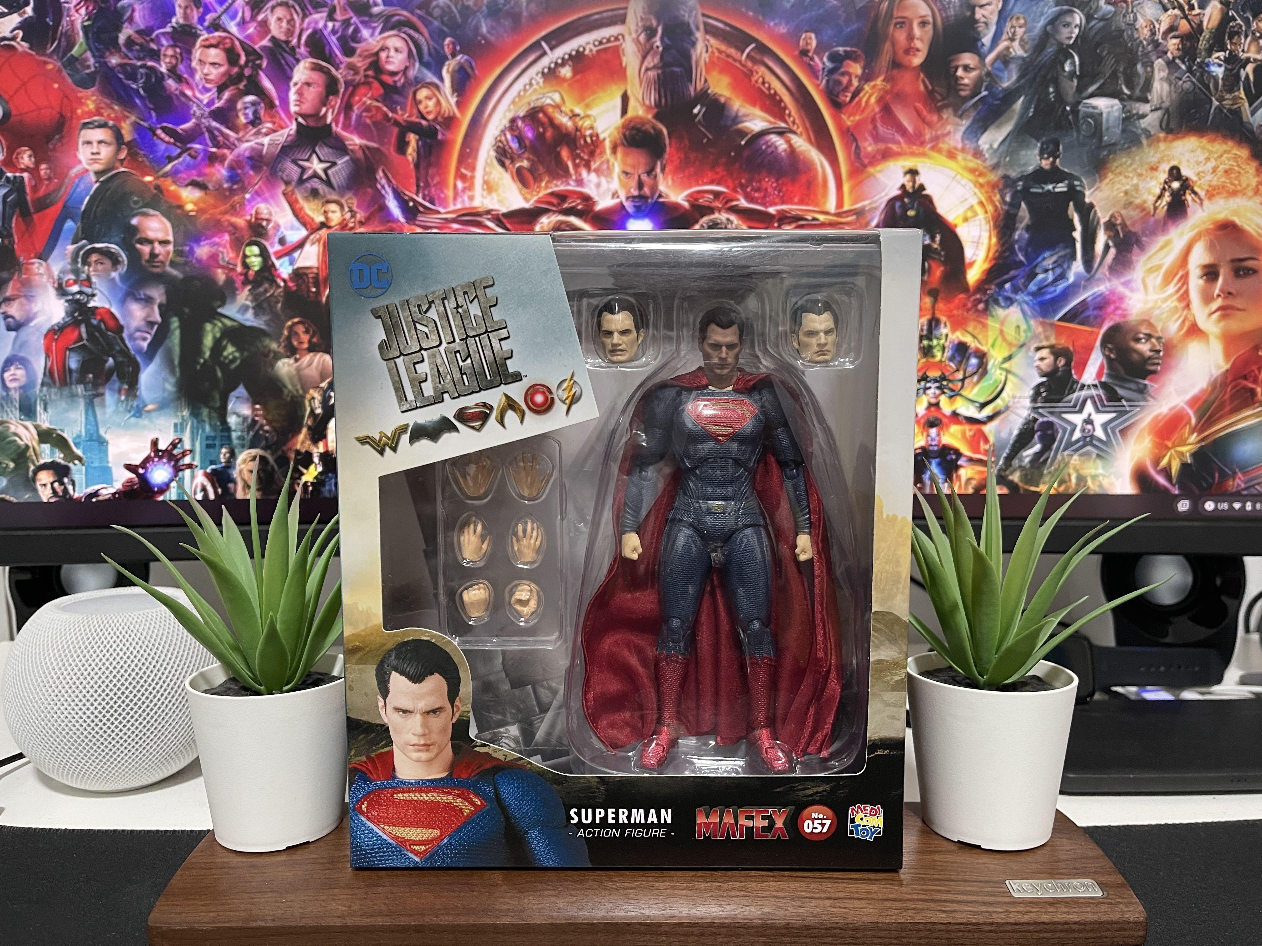 Mafex Superman, Mafex Batman, Mafex Flash Justice League set, Hobbies ...