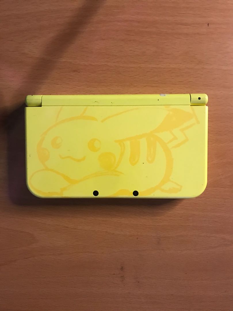 NEW NINTENDO 3DS XL Pikachu limited edition, Video Gaming, Video Game ...
