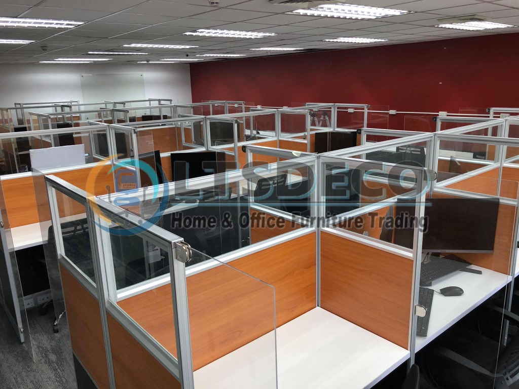 OFFICE PARTITION CALL CENTER TABLE FURNITURE, Furniture & Home Living ...