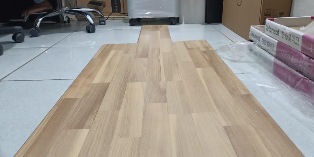 Parquet lantai mdf, Perabotan Rumah di Carousell