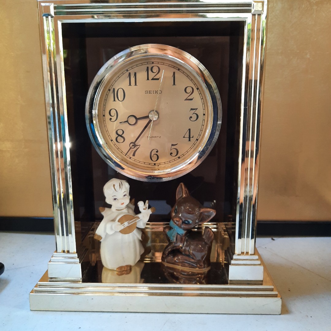 Seiko desk top clock, Hobbies & Toys, Memorabilia & Collectibles ...