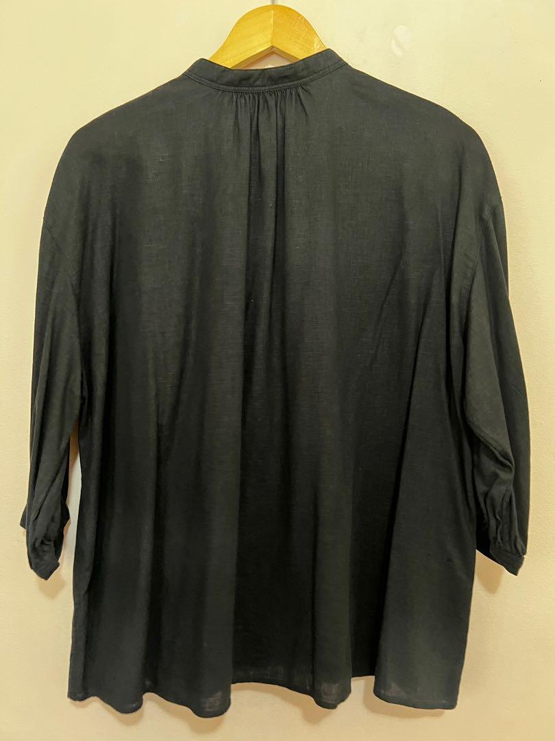 Uniqlo Plus Size Black Top, Women's Fashion, Tops, Blouses on Carousell