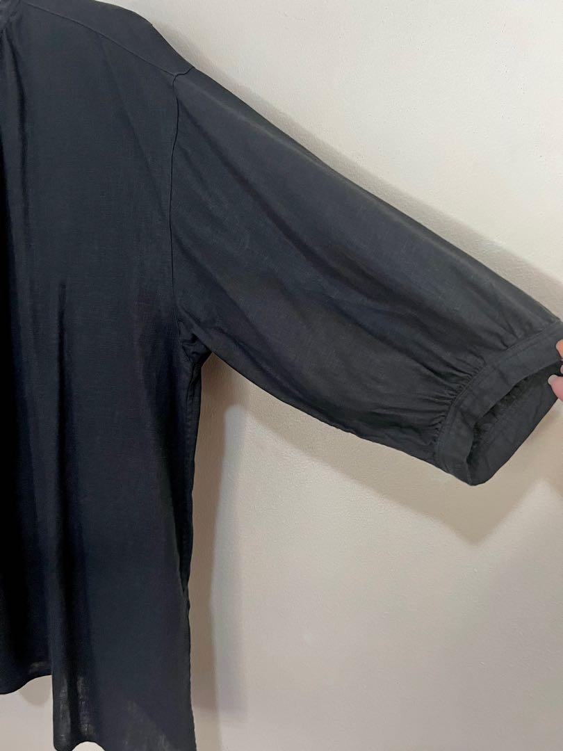 Uniqlo Plus Size Black Top, Women's Fashion, Tops, Blouses on Carousell