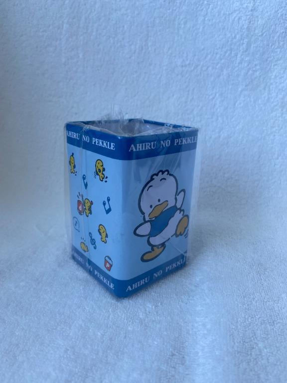 AP鴨 Pekkle AP Duck Ahiru no Pekkle 淺藍色方形鐵筆筒 2002 Sanrio, 傢俬＆家居, 其他, 家居 ...