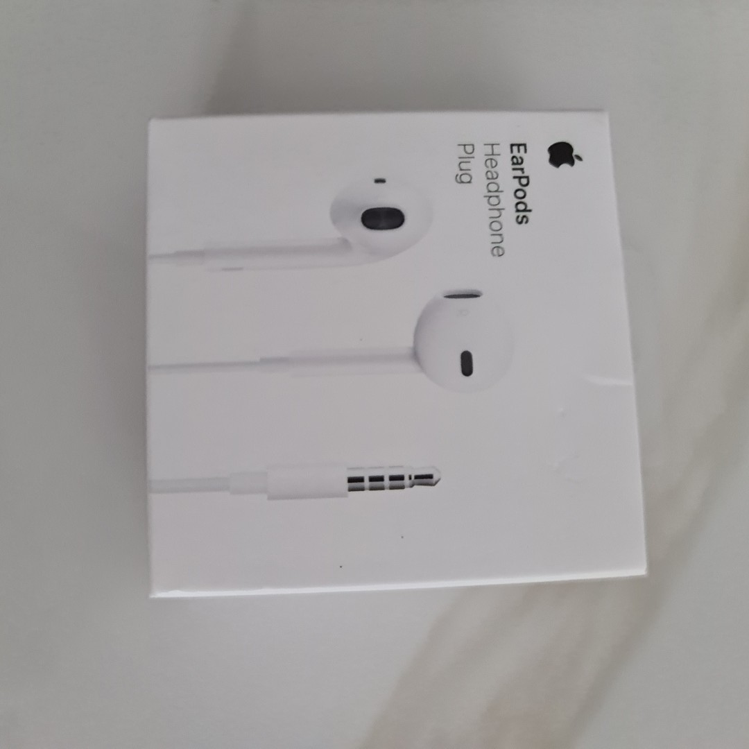 Apple EarPods with original packaging, Audio, Earphones on Carousell