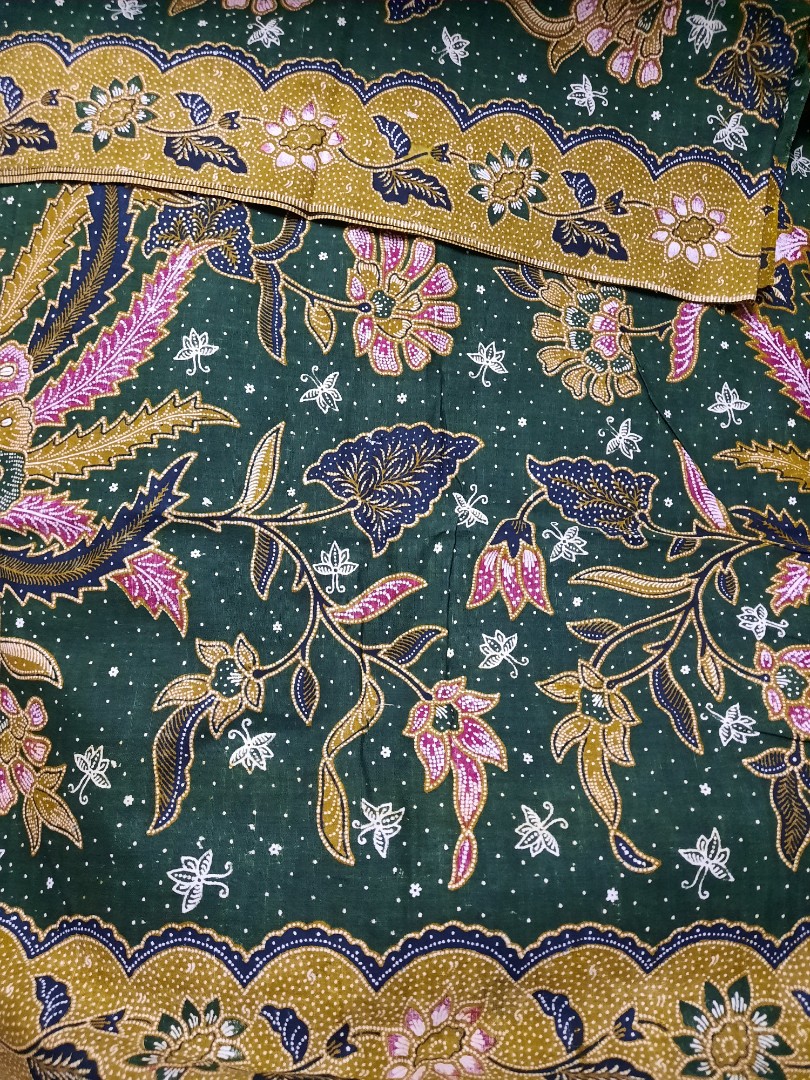 Batik Fabric (1.7m x 1m), Hobbies & Toys, Stationery & Craft, Craft ...