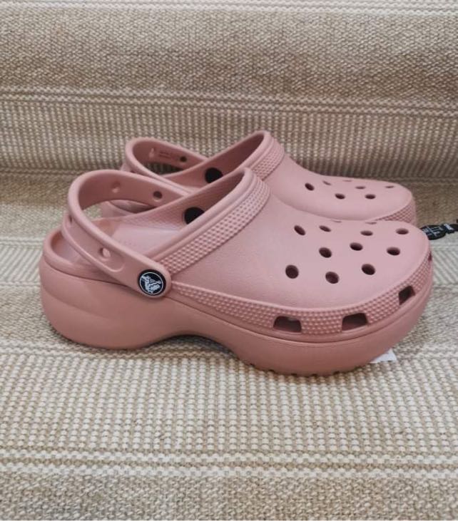 Crocs Pink blush, Women's Fashion, Footwear, Slippers and slides on ...