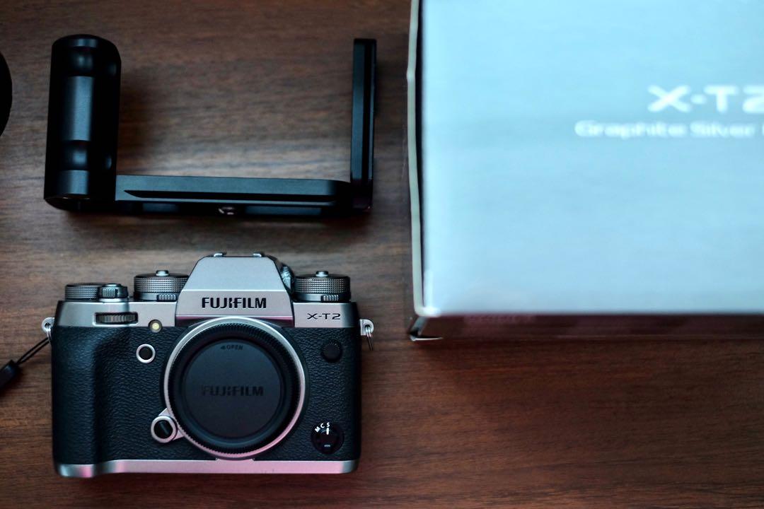 Fujifilm XT2 Very Good Condition Graphite Silver, Photography, Cameras ...
