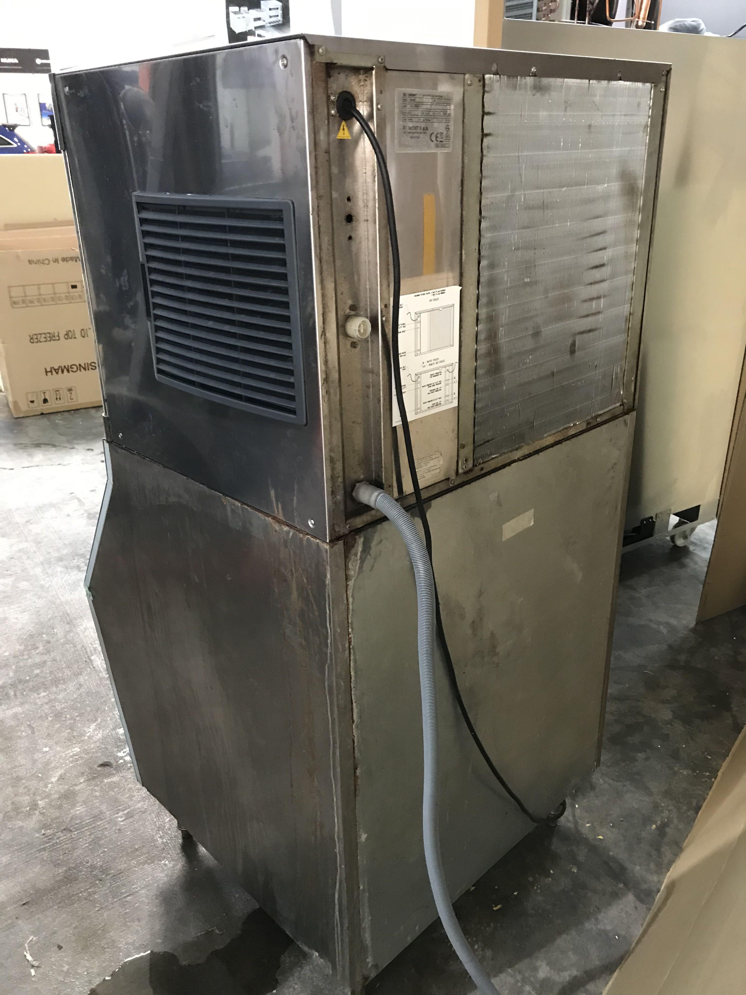 Scotsman Ice Maker 240KG/24HR with New S/S Ice Bin, TV & Home ...