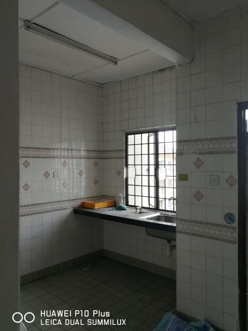 Jaya Court Apartment TTDI Jaya Shah Alam, Property, For Sale on Carousell