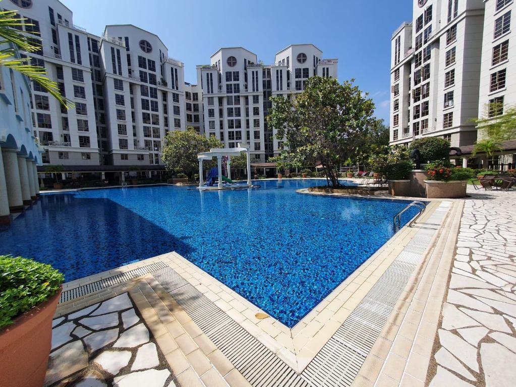 Lakeside MRT / Boon Lay MRT / Chinese Garden MRT / Available 02 May ...