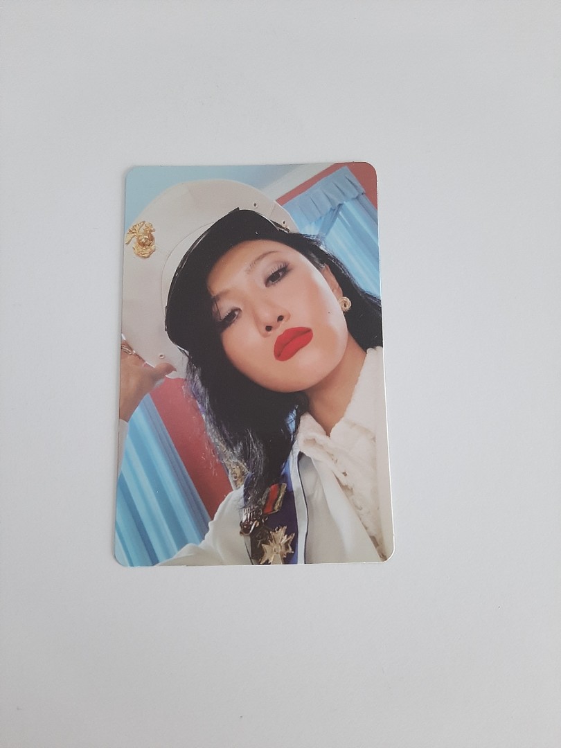 Mamamoo Hwasa photocard, Hobbies & Toys, Memorabilia & Collectibles, K ...