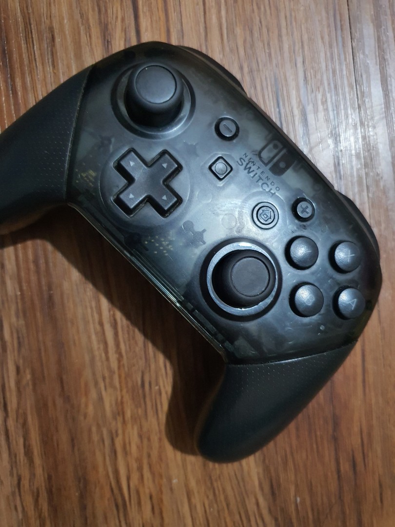 Nintendo switch pro con orig, Video Gaming, Video Game Consoles ...