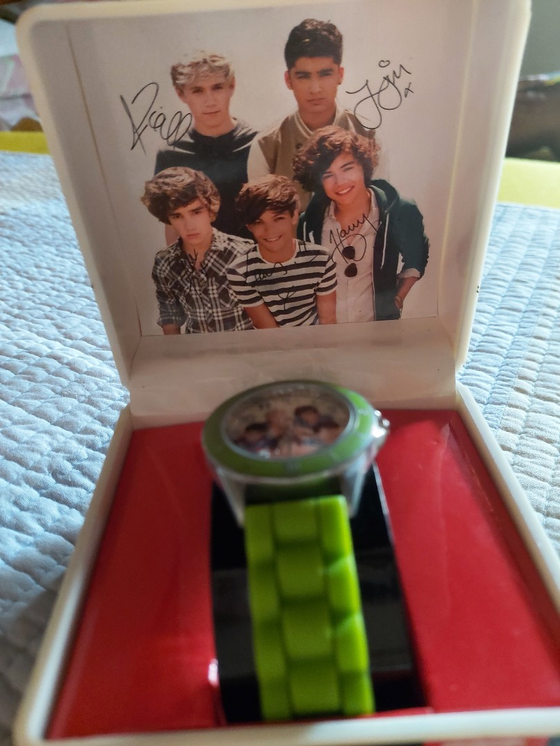 One Direction Watch, Hobbies & Toys, Memorabilia & Collectibles, Fan ...
