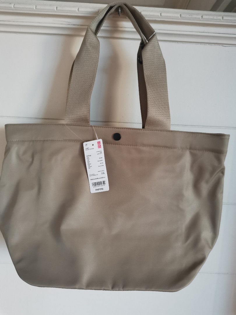 original uniqlo bag with tag, Women's Fashion, Bags & Wallets, Shoulder ...