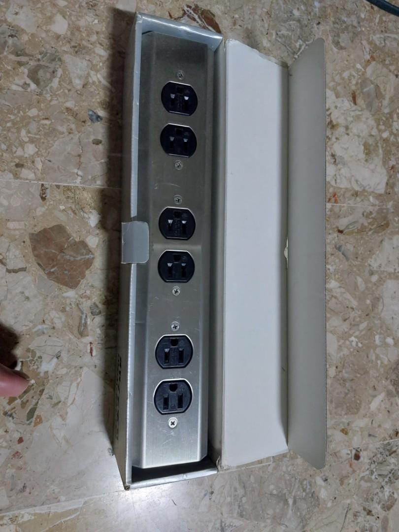 Oyaide MTS 6 power distributor, Audio, Other Audio Equipment on Carousell