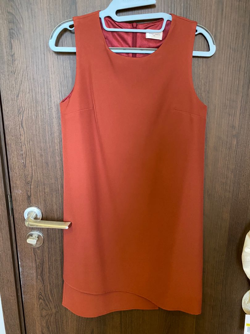 Runway Bandit dress in Rust, Women's Fashion, Dresses & Sets, Dresses ...