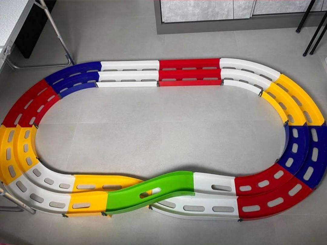 Tamiya car racing track, Hobbies & Toys, Toys & Games on Carousell