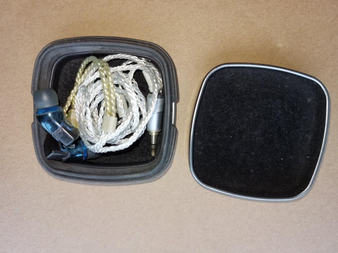 Ultimate Ears UE TripleFi 10 TF10, Audio, Earphones on Carousell