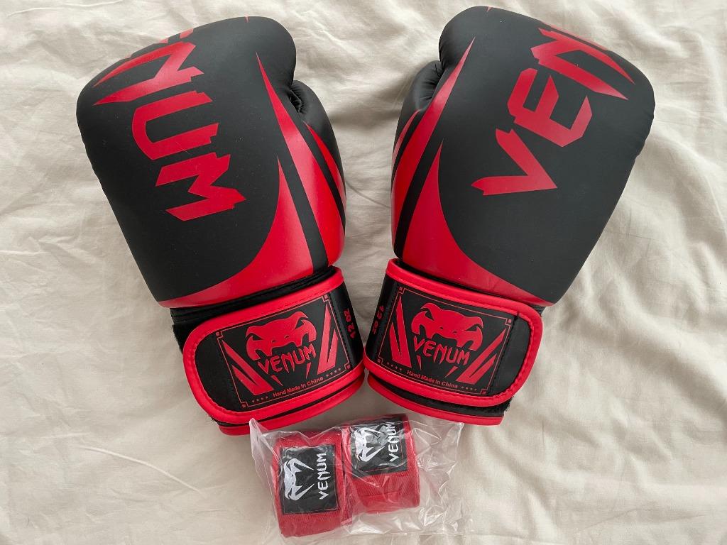 Venom boxing gloves, Sports Equipment, Other Sports Equipment and ...