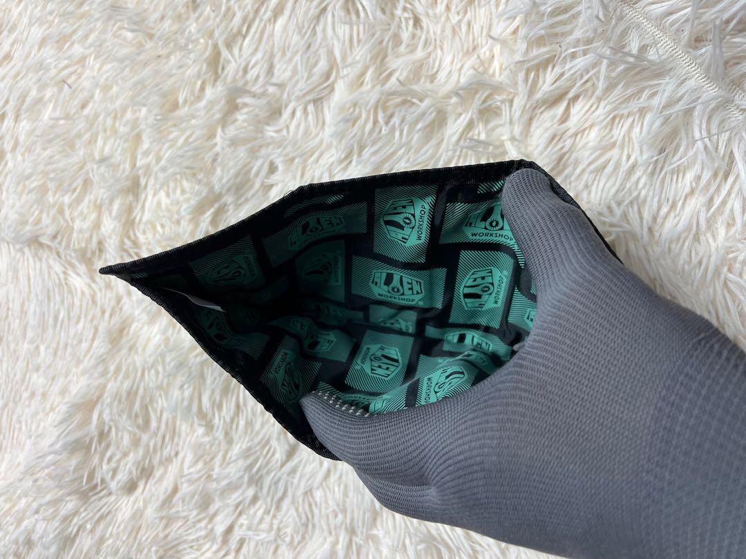 Alien Workshop Wallet [Original NOS], Men's Fashion, Watches ...