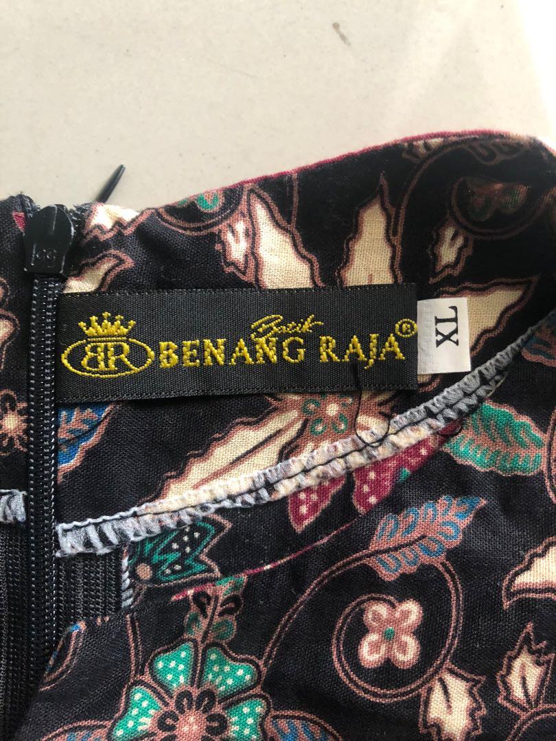 Batik Benang Raja dan M&B skirt, Women's Fashion, Muslimah Fashion ...