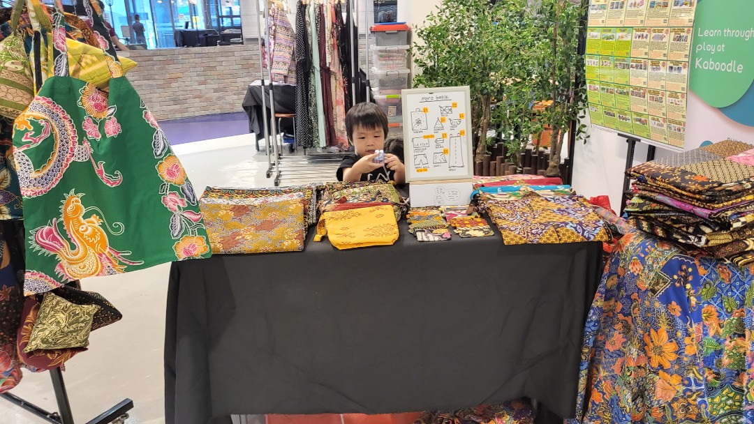 Batik pop up bazaar @Katong Square, Women's Fashion, Dresses & Sets ...