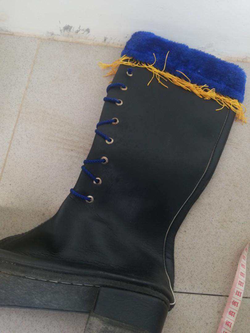 Boots (Drum and lyre boots), Women's Fashion, Footwear, Boots on Carousell