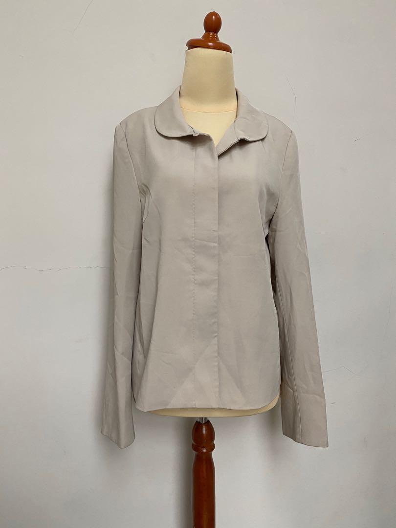 Coksu Blazer, Fesyen Wanita, Pakaian Wanita, Baju Luaran di Carousell