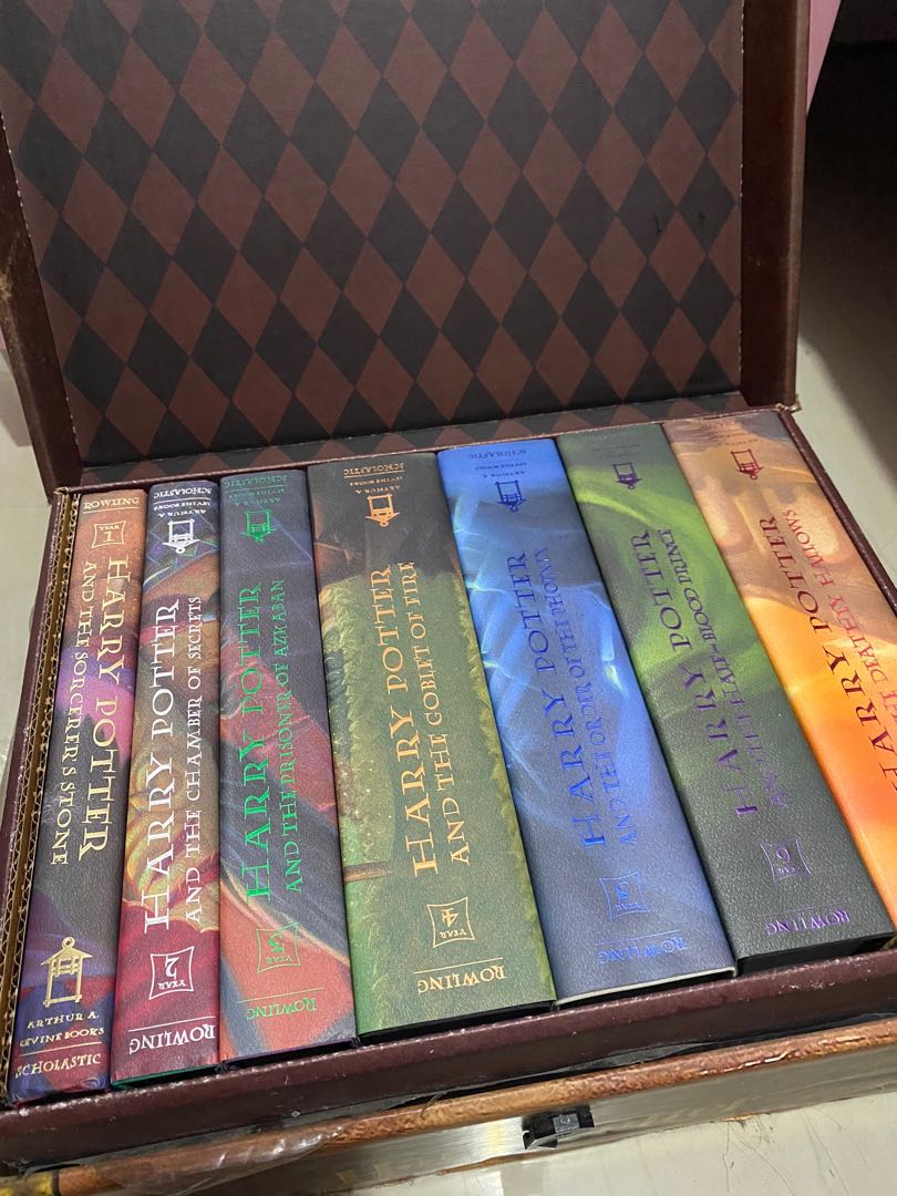 Harry Potter Hardcover Chest Box Set (Books 1-7), Hobbies & Toys, Books ...