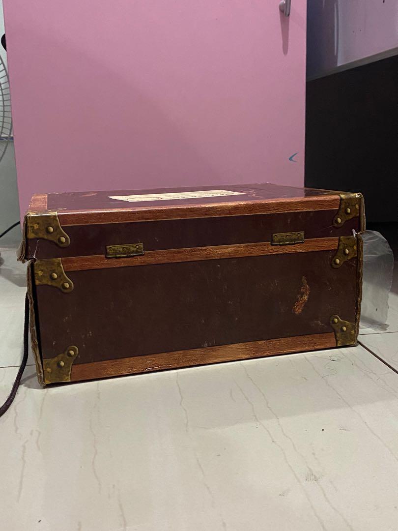 Harry Potter Hardcover Chest Box Set (Books 1-7), Hobbies & Toys, Books ...