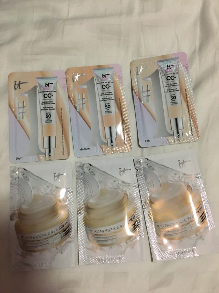 IT Cosmetics cc foundation and Confidence in a Cream sample sachets ...