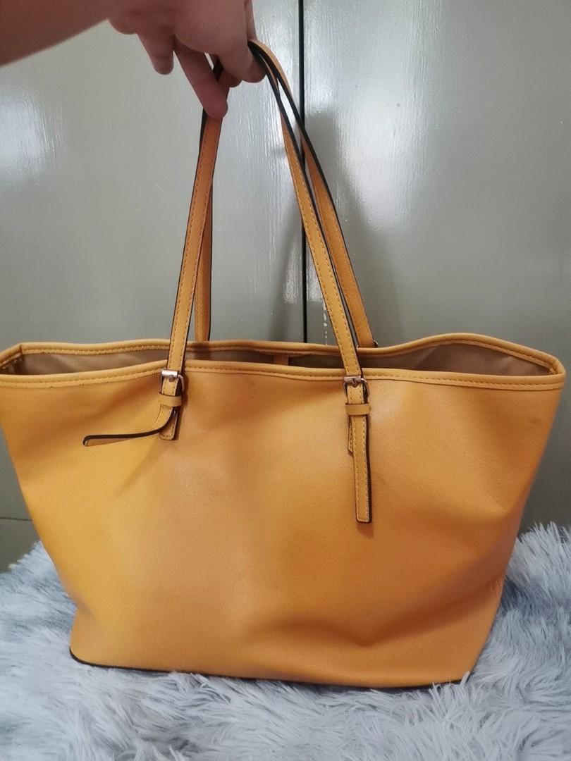 Koomook by Mook Tote Bag, Women's Fashion, Bags & Wallets, Shoulder ...