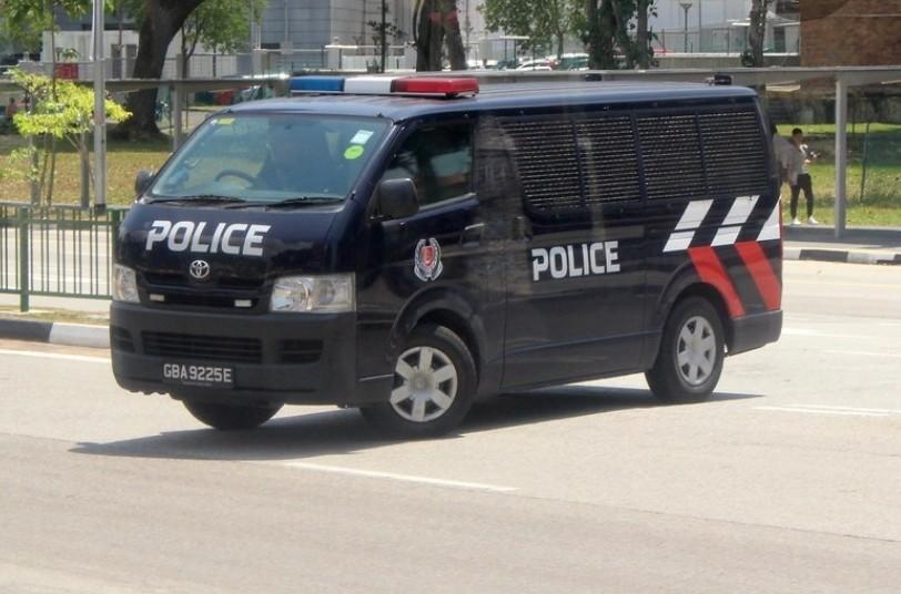 SALE! Limited Edition Singapore Police Van Toyota Hiace model, Hobbies ...
